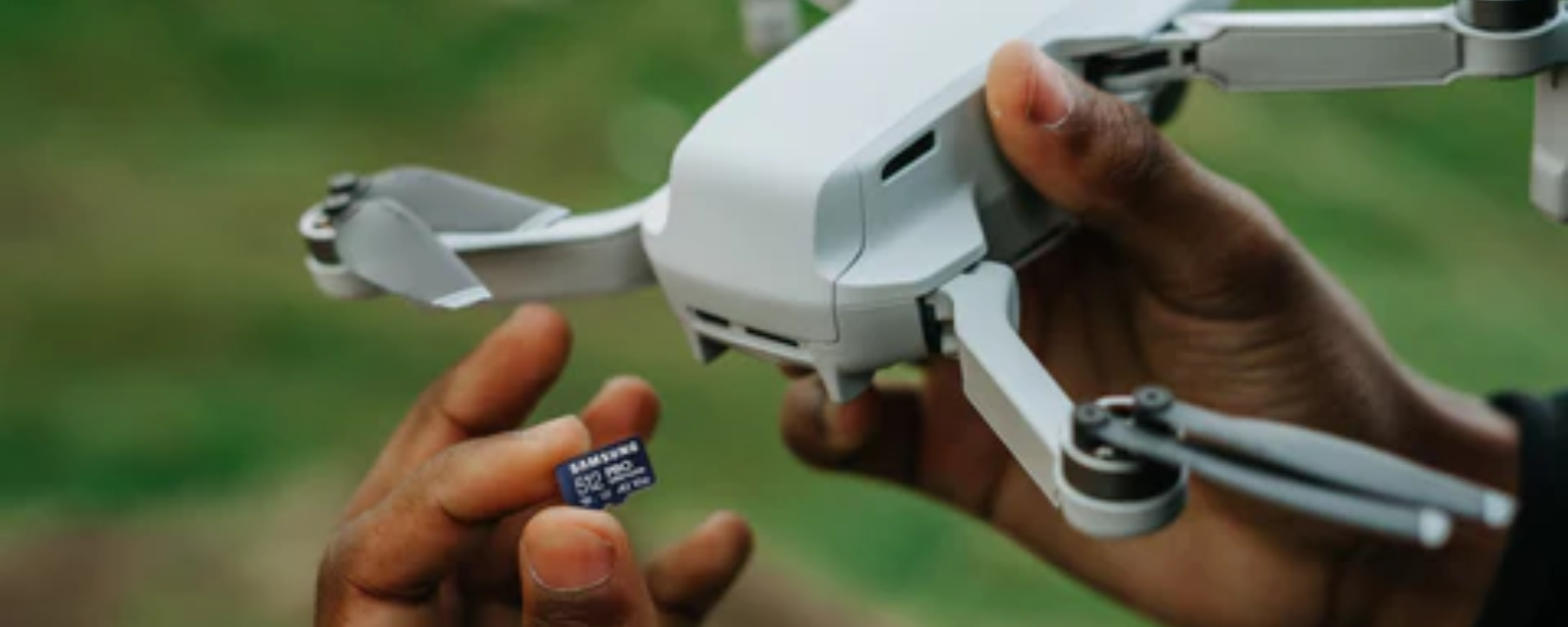 How to Choose the Right Memory Card for Your Drone Camera – Dronesdeli